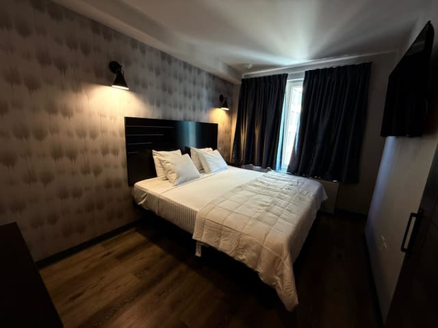 Bkway Hotel Brooklyn, Cypress Hills : -55% during the day - Dayuse.com