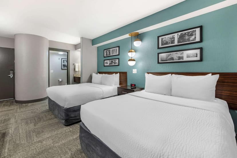 Sleep Inn Miami Airport, Miami Springs : -36% during the day - Dayuse.com