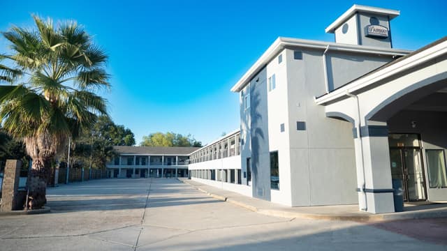Hourly hotels in Houston George Bush Intercontinental Airport • Day ...